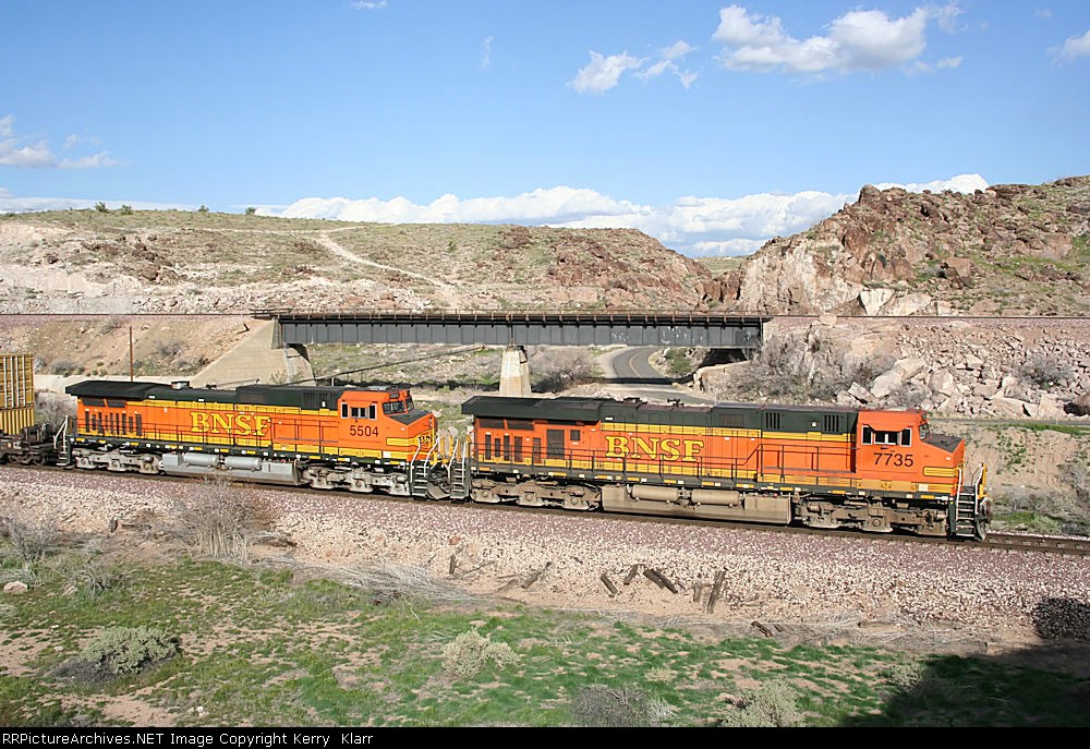 BNSF 7735